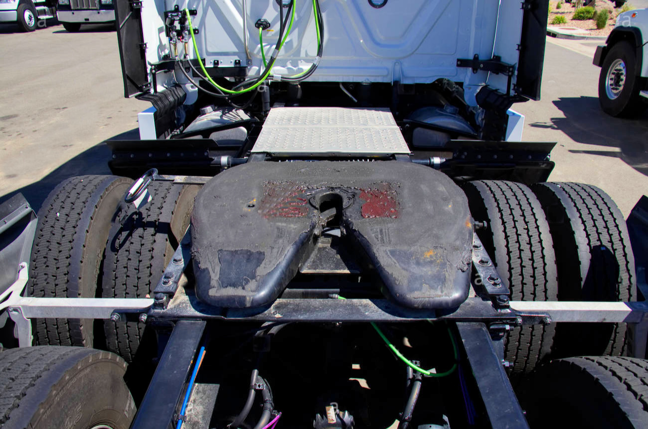 Spring Cleaning for your Semi-Truck - Valley Driving School