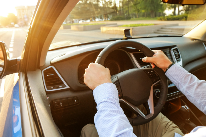 Dry Steering & Why You Should Avoid It - Valley Driving School